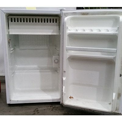 NEC 80 Litre Bar Fridge - Lot 1105427 | ALLBIDS
