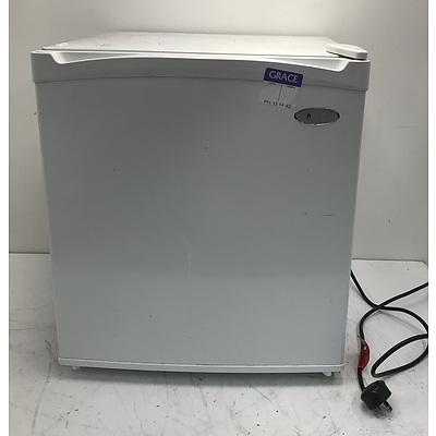 NEC 45L Bar Fridge - Lot 1196736 | ALLBIDS