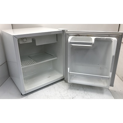 NEC 45L Bar Fridge - Lot 1196734 | ALLBIDS