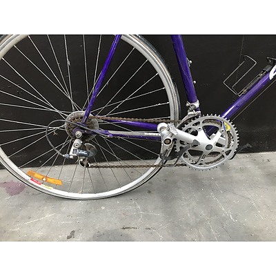 Avanti Sprint Road Bike - Lot 1204925 | ALLBIDS