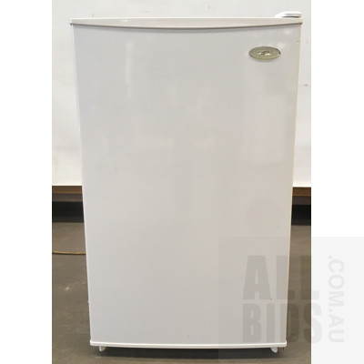 NEC FR-083 75L Bar Fridge - Lot 1254536 | ALLBIDS