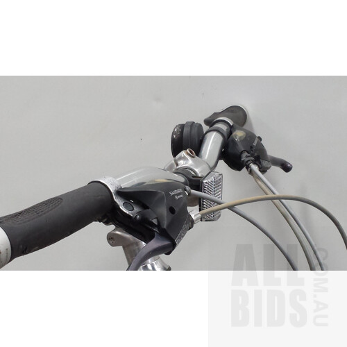 Giant Transend 2 24 Speed Womens - Lot 1313112 | ALLBIDS