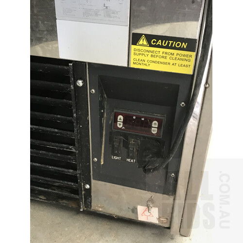 Anvil Cake Display - Lot 1301699 | ALLBIDS
