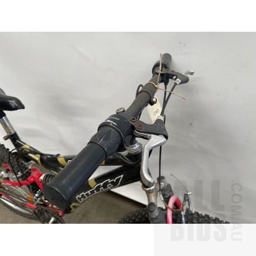 Huffy Volta 15 Speed Mountain Bike - Lot 1327933 | ALLBIDS