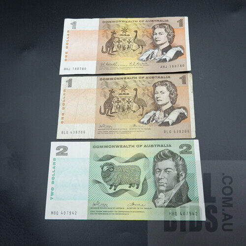 Collection of Australian $2 Notes, - Lot 1382049 | ALLBIDS