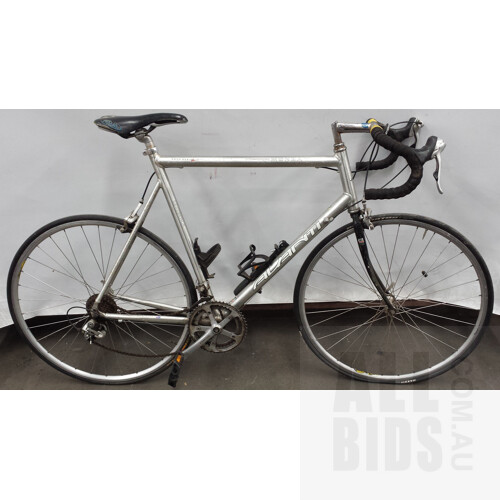 Avanti Monza 16 Speed Road Bike - Lot 1363755 | ALLBIDS