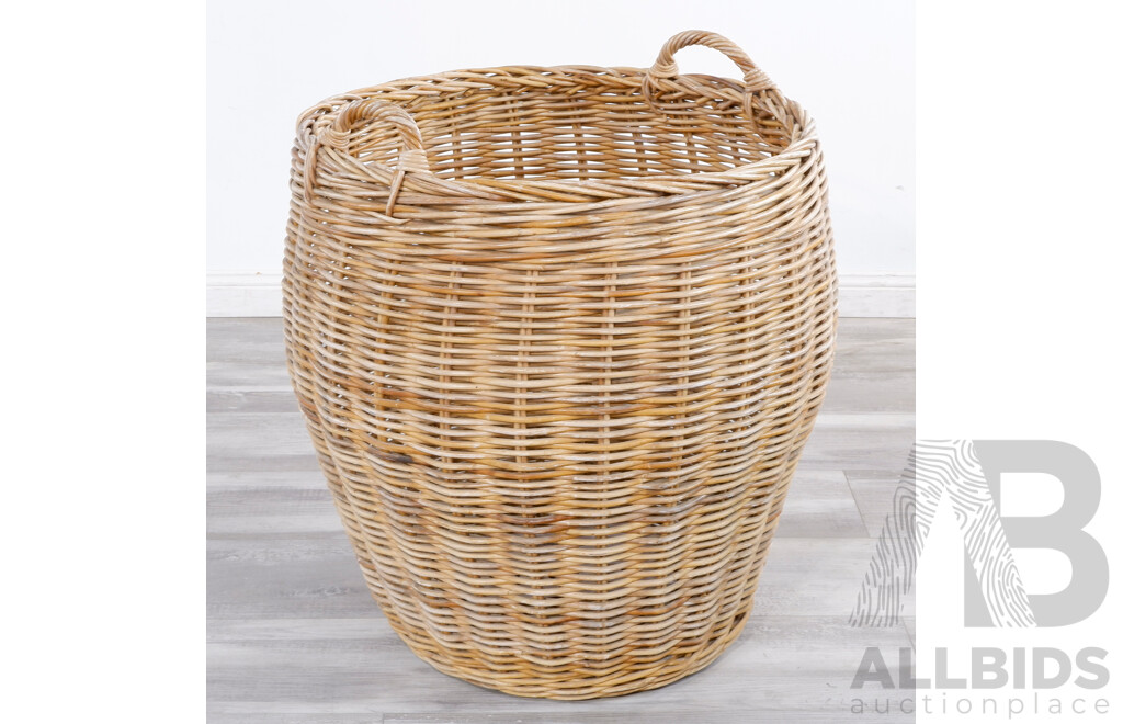 Large Cane Wool Basket - Lot 1460458 | ALLBIDS