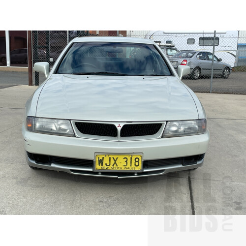 7/1999 Mitsubishi Magna Solara - Lot 1366935 | CARBIDS