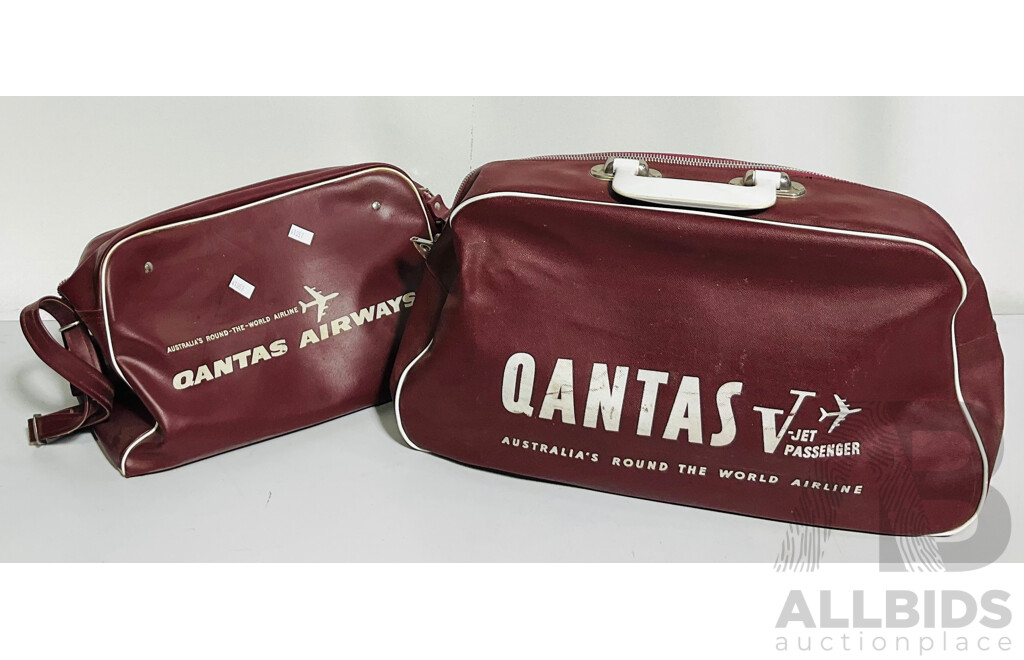Pair of Vintage Vinyl Qantas V-Jet - Lot 1430080 | ALLBIDS