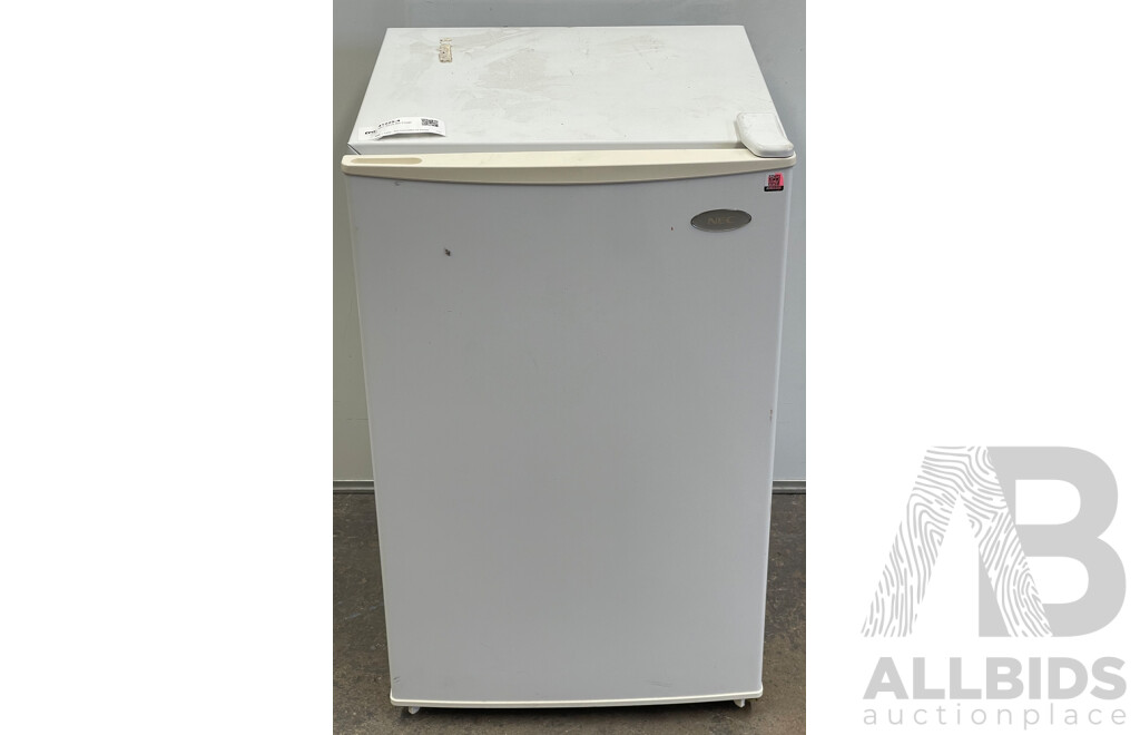 NEC 83 Ltr Bar Fridge - Lot 1429405 | ALLBIDS