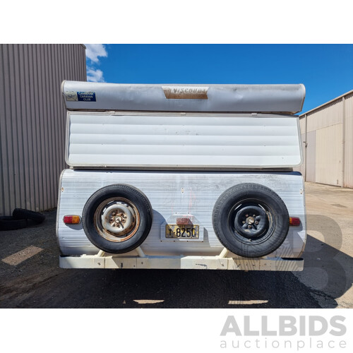 Circa Late 1960's Viscount Duralvan - Lot 1413376 | CARBIDS