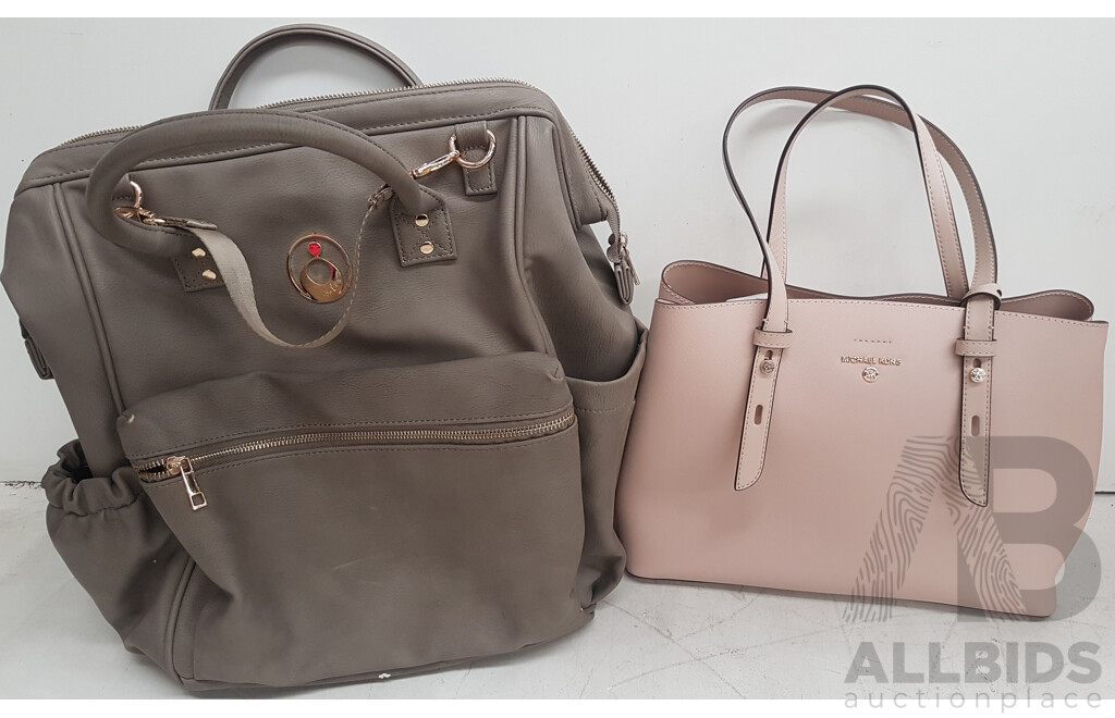 Michael Kors Tote Bag and Isoki - Lot 1437955 | ALLBIDS