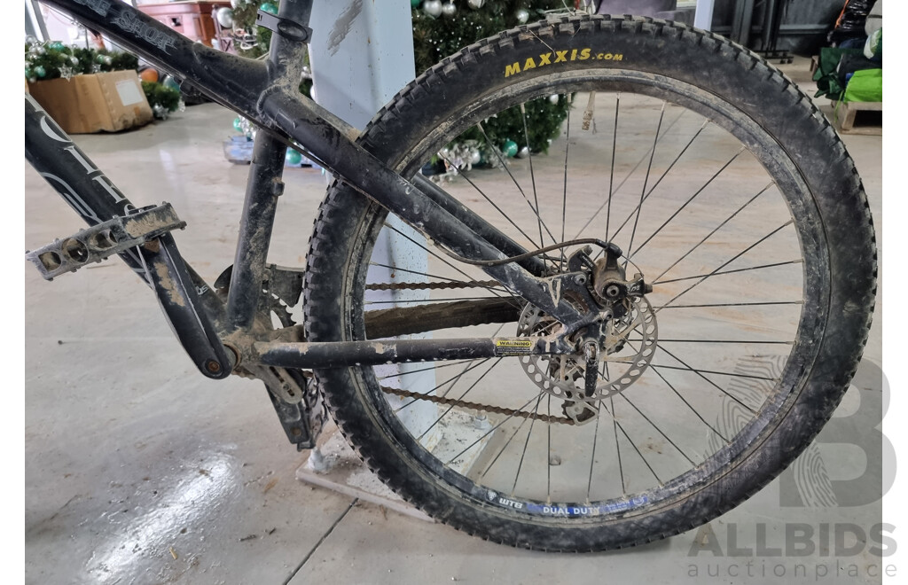 TLC Cycles 'Double Shot' Mountain - Lot 1442972 | ALLBIDS