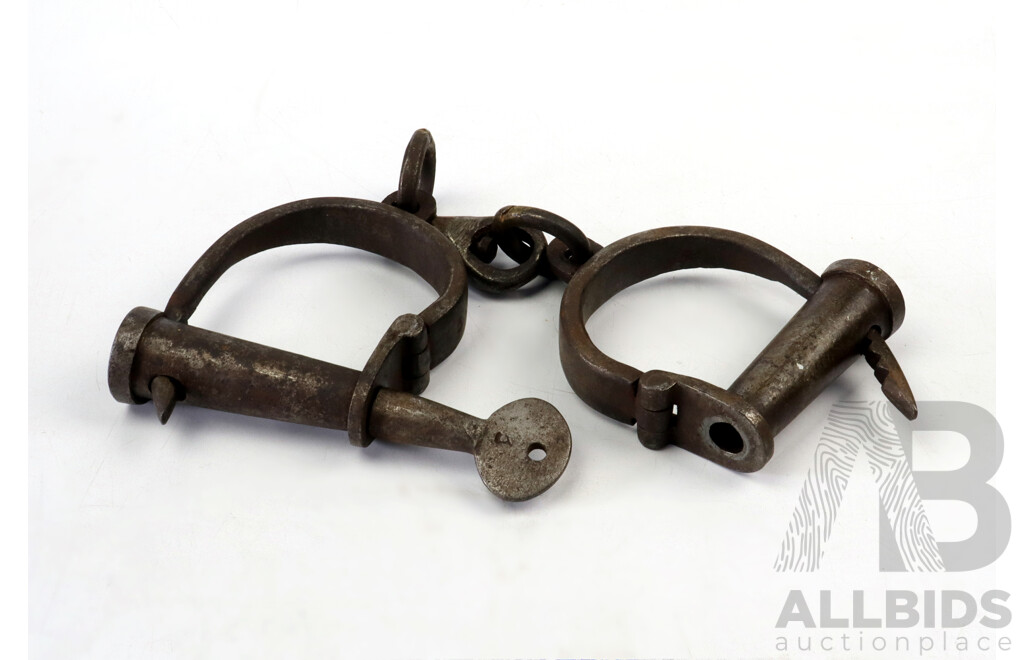 Set Antique Convict Iron Shackles - Lot 1515906 | ALLBIDS