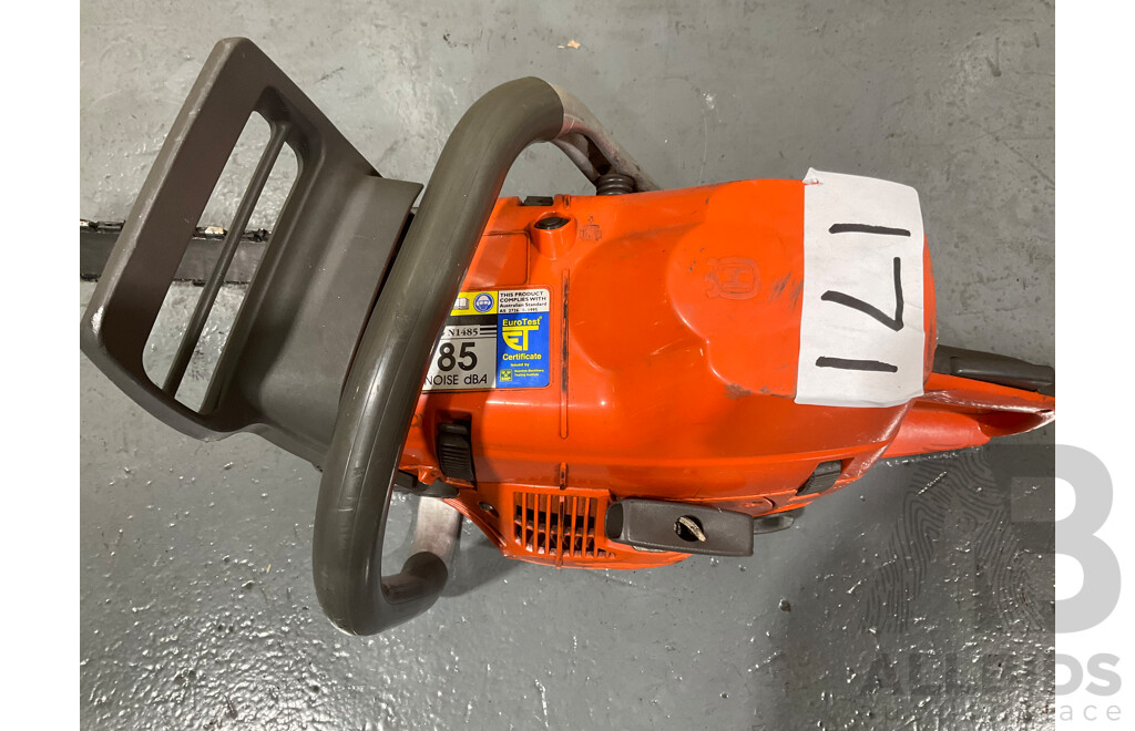 Husqvarna 576XP Chainsaw ORP $1949 - Lot 1452170 | ALLBIDS