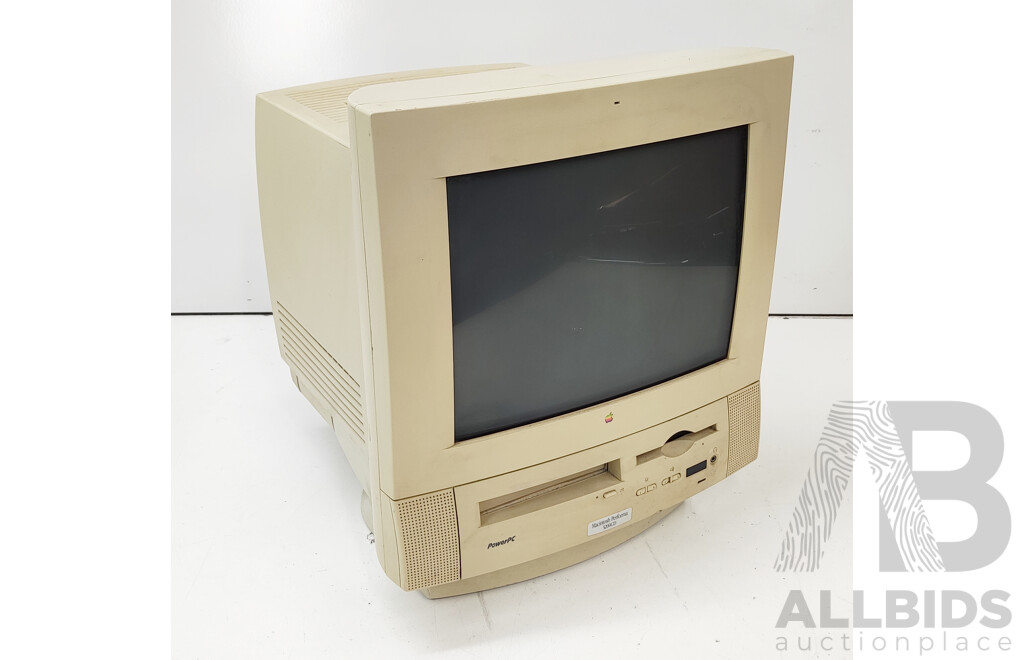 Apple (M3046) Macintosh Performa - Lot 1484717 | ALLBIDS