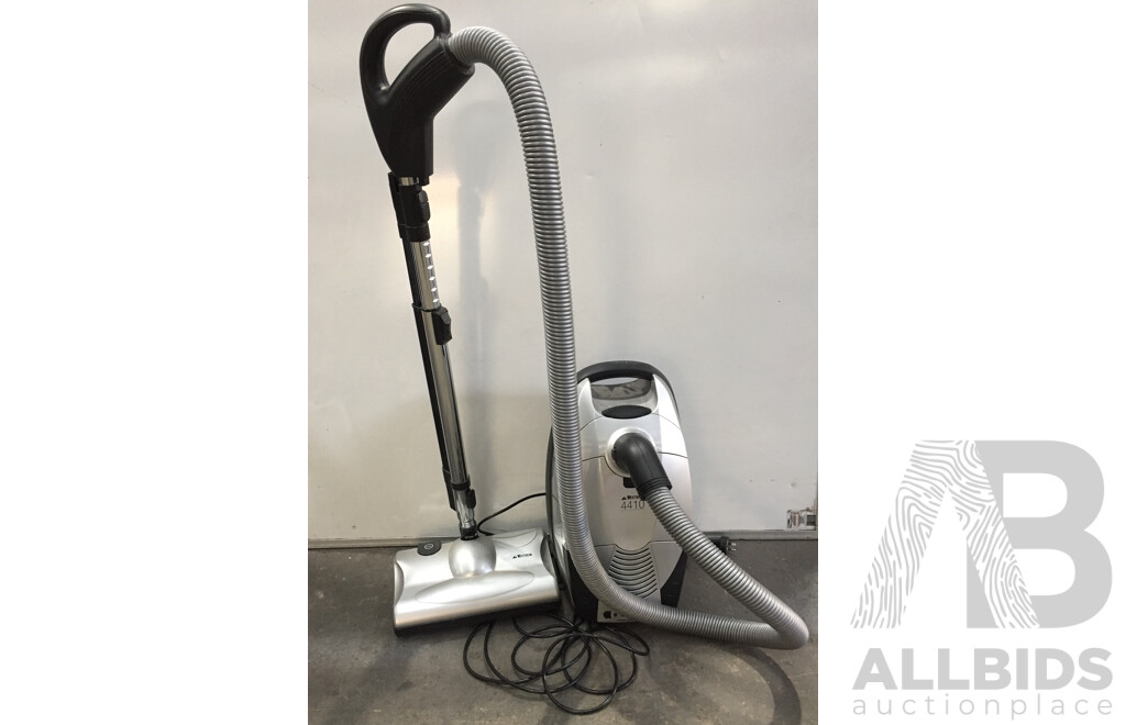 Wertheim 4410 Vacuum Cleaner - Lot 1482046 | ALLBIDS