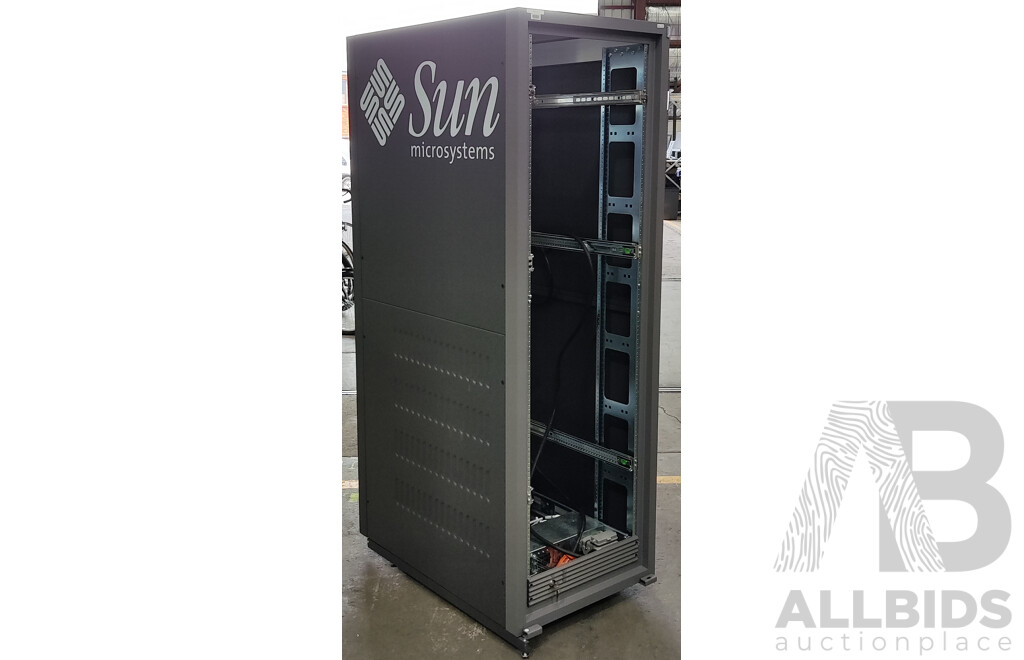 Sun Microsystems (1602R) 19-Inch - Lot 1476466 | ALLBIDS