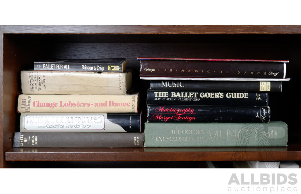 Collection Books Relating to the - Lot 1479565 | ALLBIDS