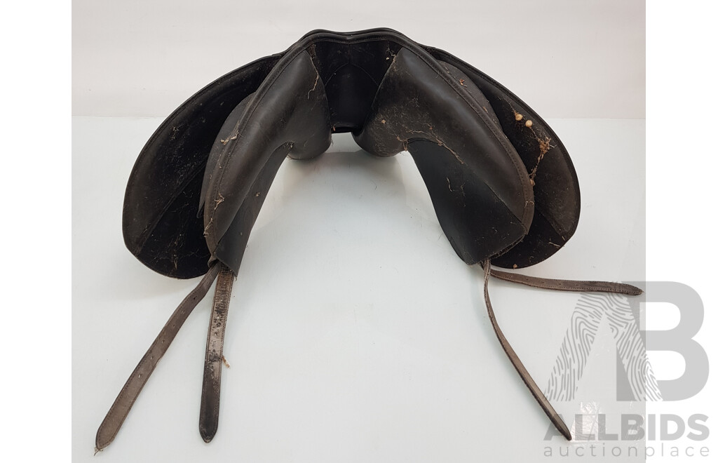 Bates Caprilli Black Leather Horse - Lot 1490259 | ALLBIDS