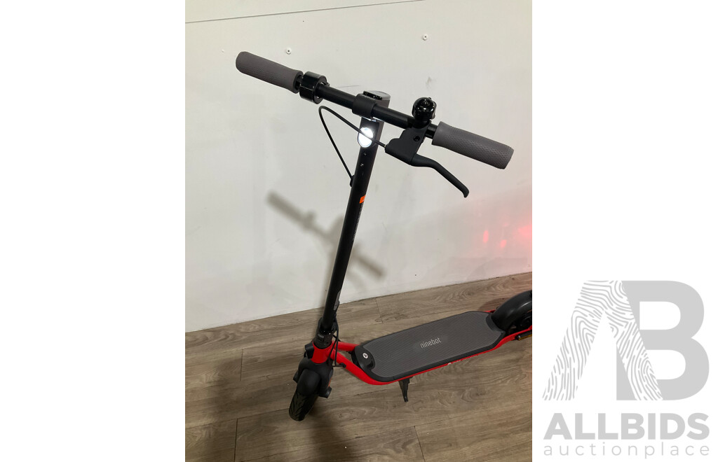 SEGWAY Ninebot D18U Kickscooter - Lot 1482387 | ALLBIDS