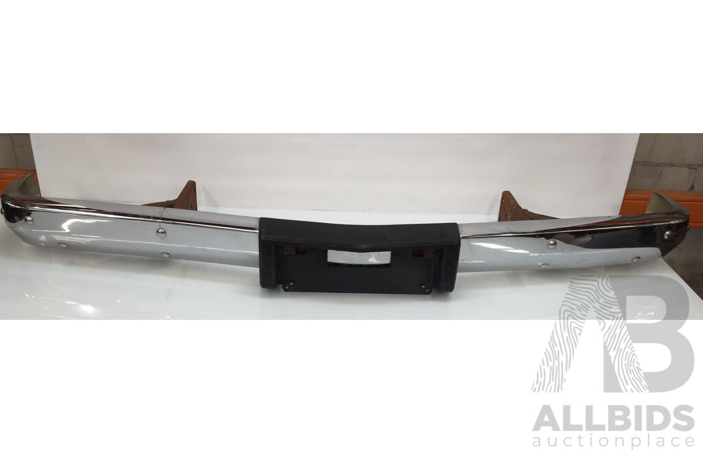 Holden WB Front Bar - Lot 1489105 | CARBIDS
