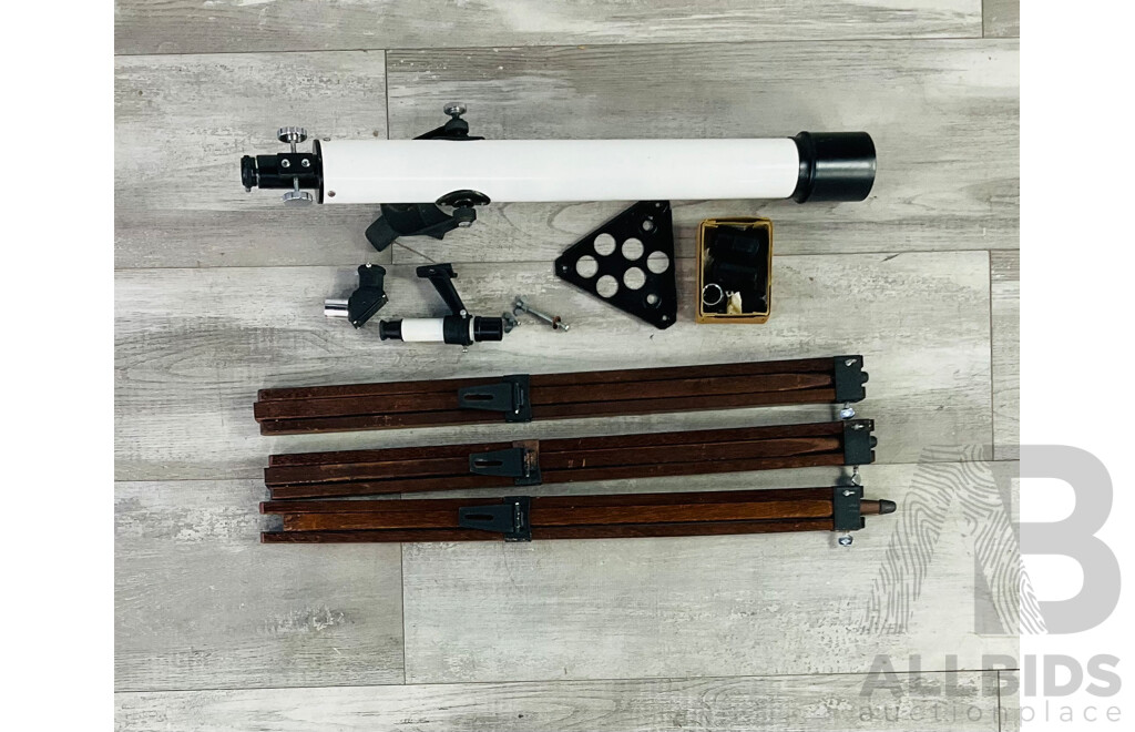 Vintage Denkar Astronomical Telescope - Lot 1575920 | ALLBIDS