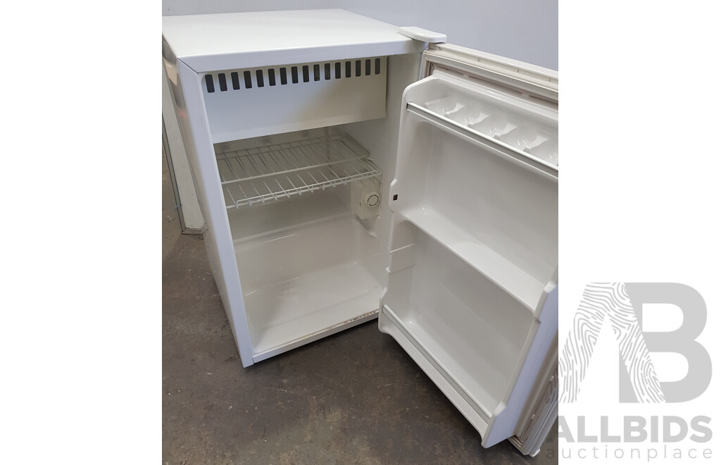 NEC 75L Bar Refrigerator - Lot 1495660 | ALLBIDS