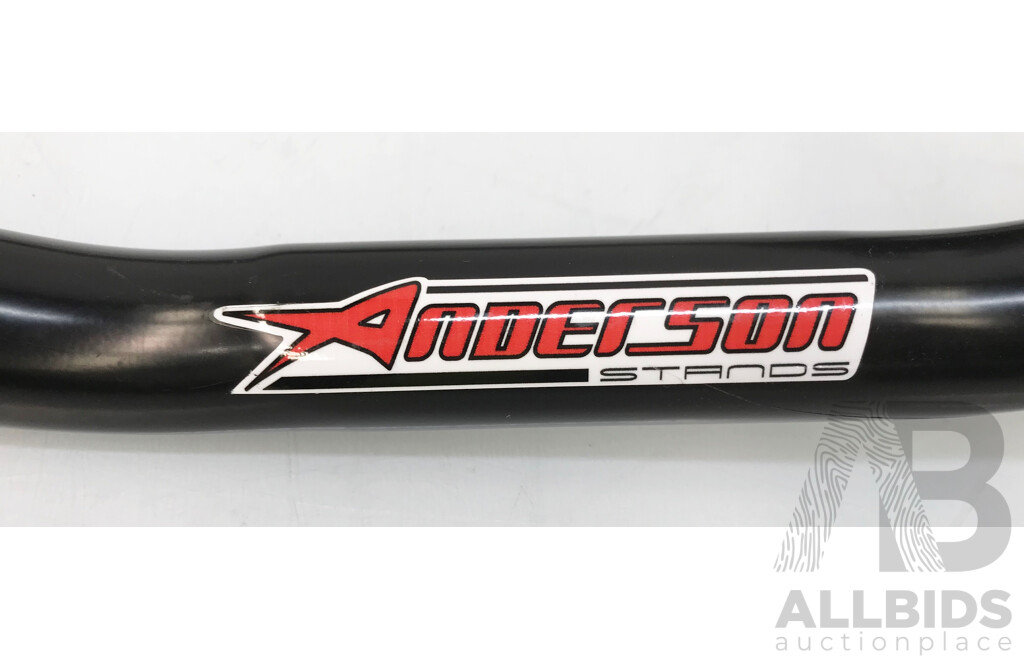 Anderson Stands Universal Rear - Lot 1501784 | ALLBIDS