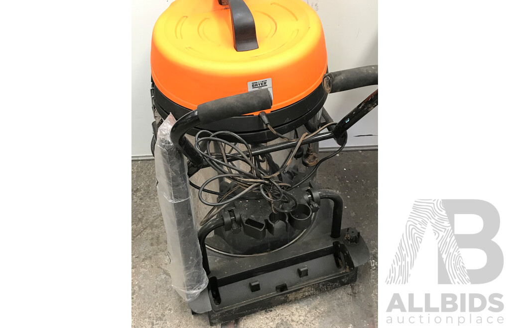 Bayer 2400 Watt Twin Motor Electric - Lot 1526552 | ALLBIDS