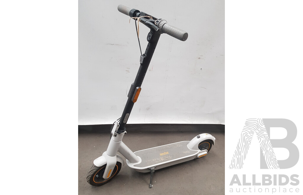 Segway Ninebot (G30L) KickScooter - Lot 1511626 | ALLBIDS