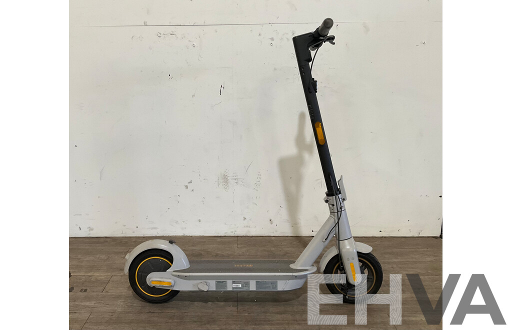 Segway Ninebot KickScooter Max - Lot 1526815 | EHVA