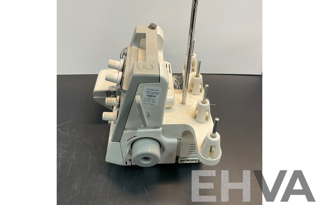 BROTHER Lock 546 Sewing Machine - Lot 1542440 | EHVA
