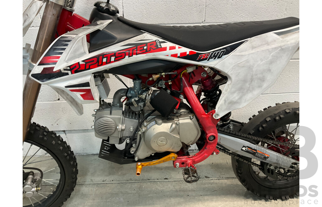 Pitster Pro 140cc Dirt Bike - Lot 1552279 | CARBIDS