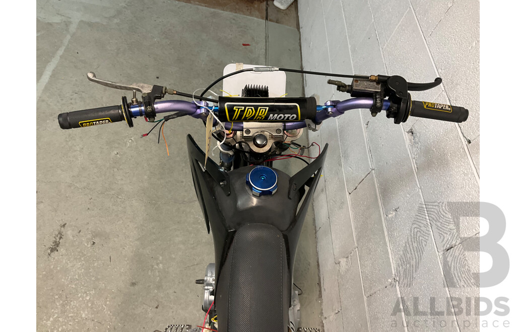 Tomik Dirt Bike - Lot 1552283 | CARBIDS