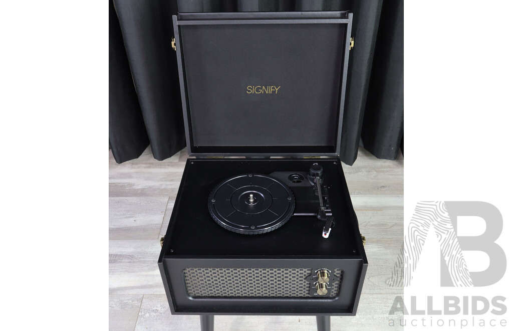 Reproduction Record Player by Signify - Lot 1568782 | ALLBIDS
