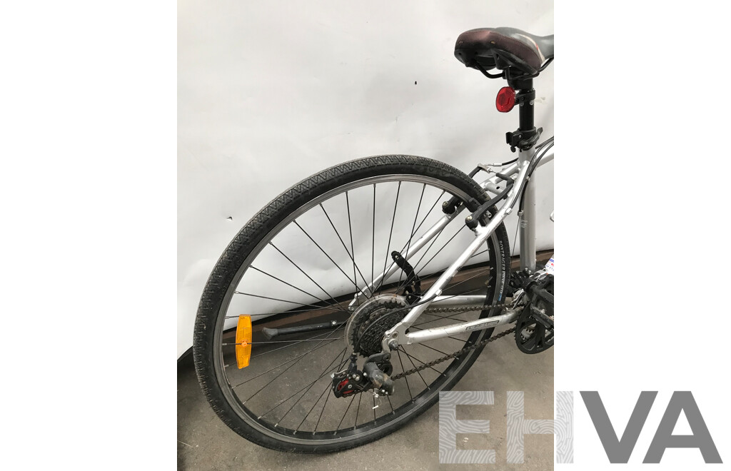 Trek Alpha 7000 21 Speed Road Bike - Lot 1571984 | EHVA