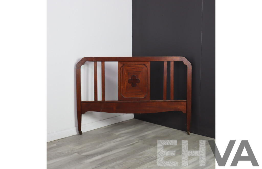 Beard Watson, Sydney, Mahogany - Lot 1579377 | EHVA