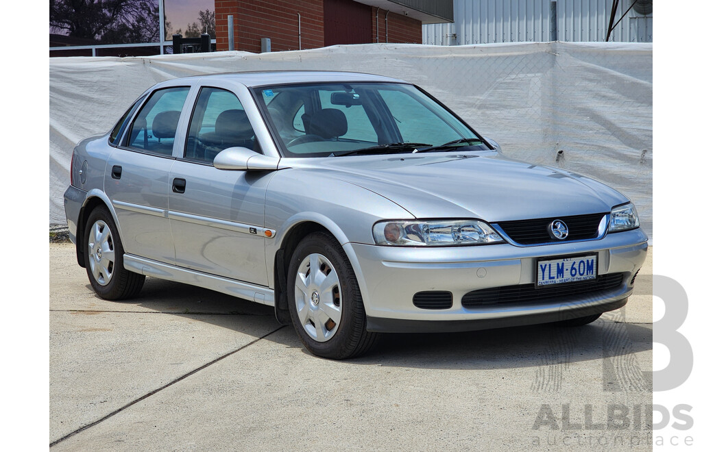 1/2001 Holden Vectra GL JSII 4d - Lot 1579604 | CARBIDS