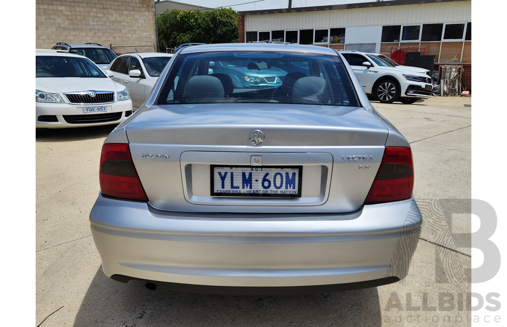 1/2001 Holden Vectra GL JSII 4d - Lot 1579604 | CARBIDS