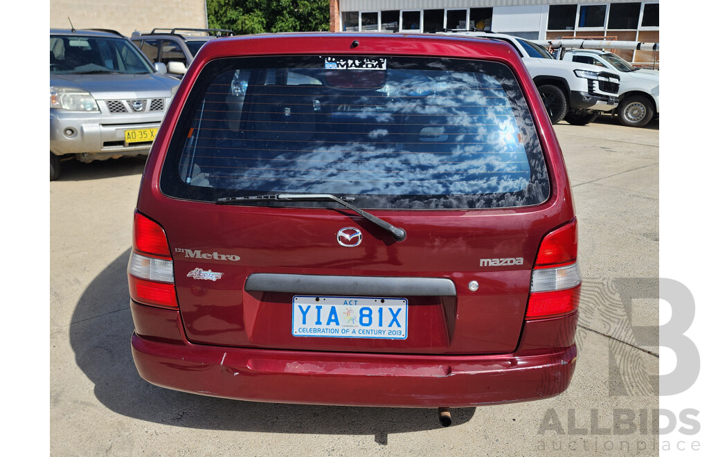 6/1998 Mazda 121 Metro 5d Hatchback - Lot 1585840 | CARBIDS