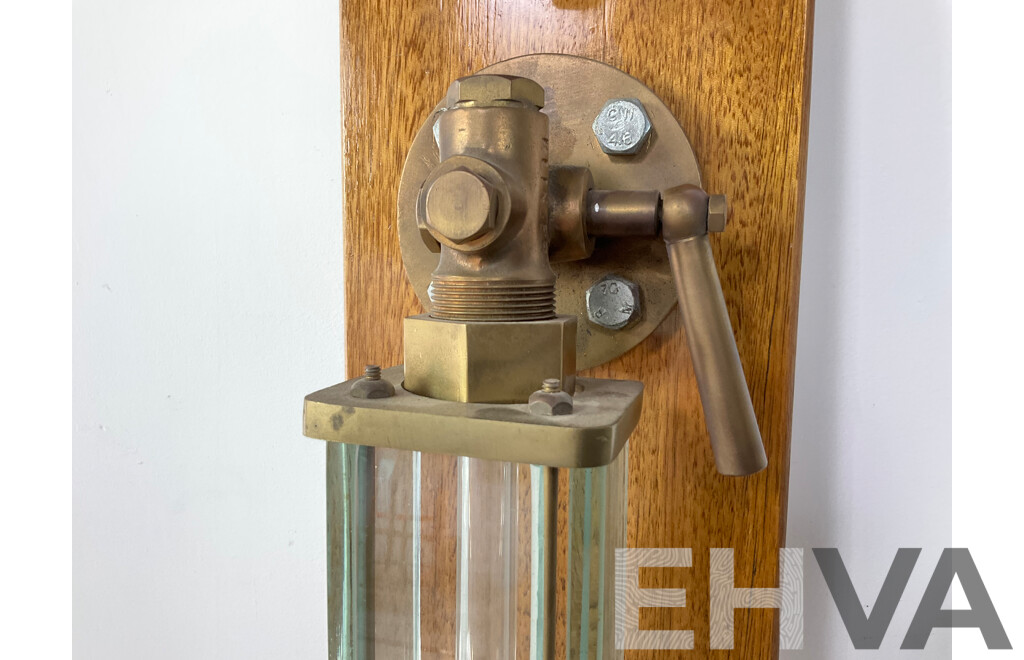 Large Antique Glass Water Level - Lot 1588191 | EHVA
