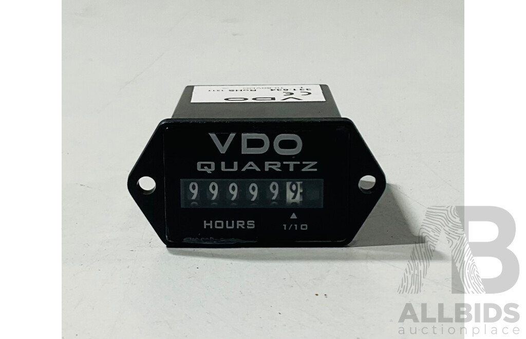 Vintage VDO Clock and Operational - Lot 1593638 | ALLBIDS
