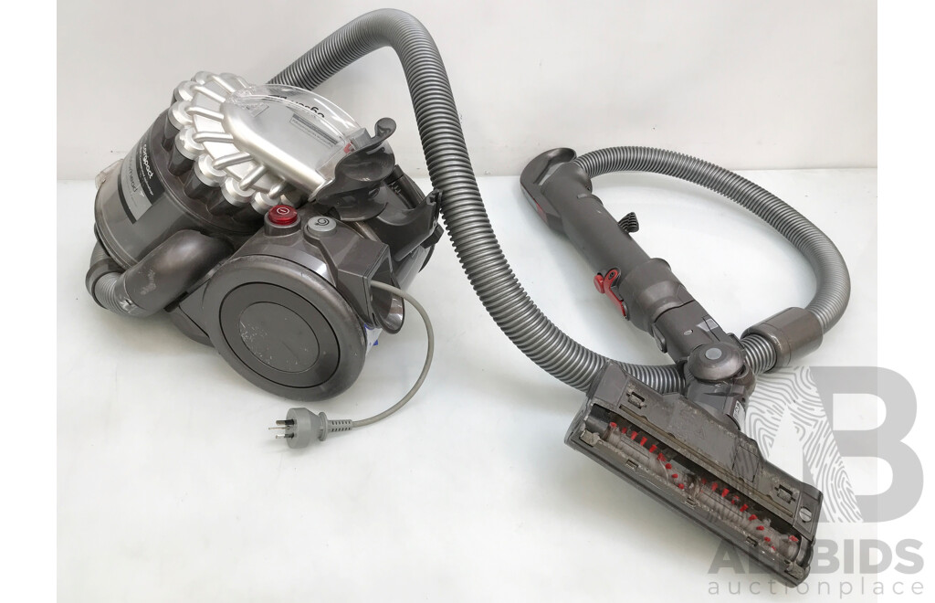 Dyson (DC22) Stowaway Vacuum Cleaner - Lot 1591886 | ALLBIDS