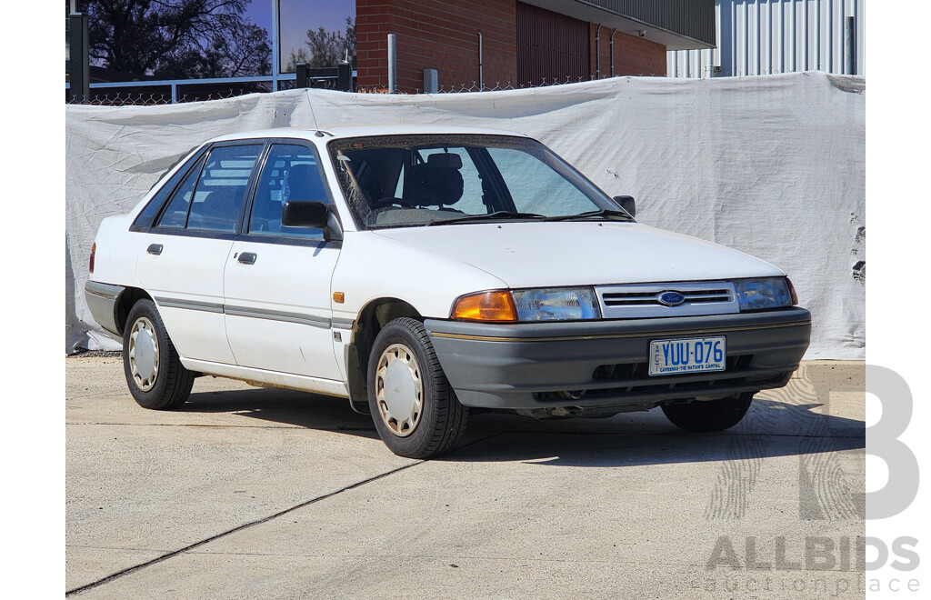 2/1991 Ford Laser GL KF 4d Sedan - Lot 1590020 | CARBIDS