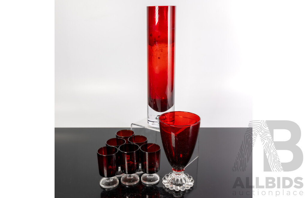 Collection Vintage Ruby Glassware - Lot 1601274 | ALLBIDS