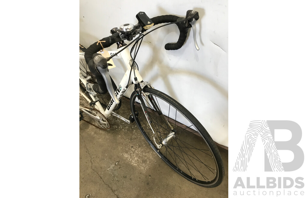 Bianchi C2C Racing Bike - Lot 1600219 | ALLBIDS