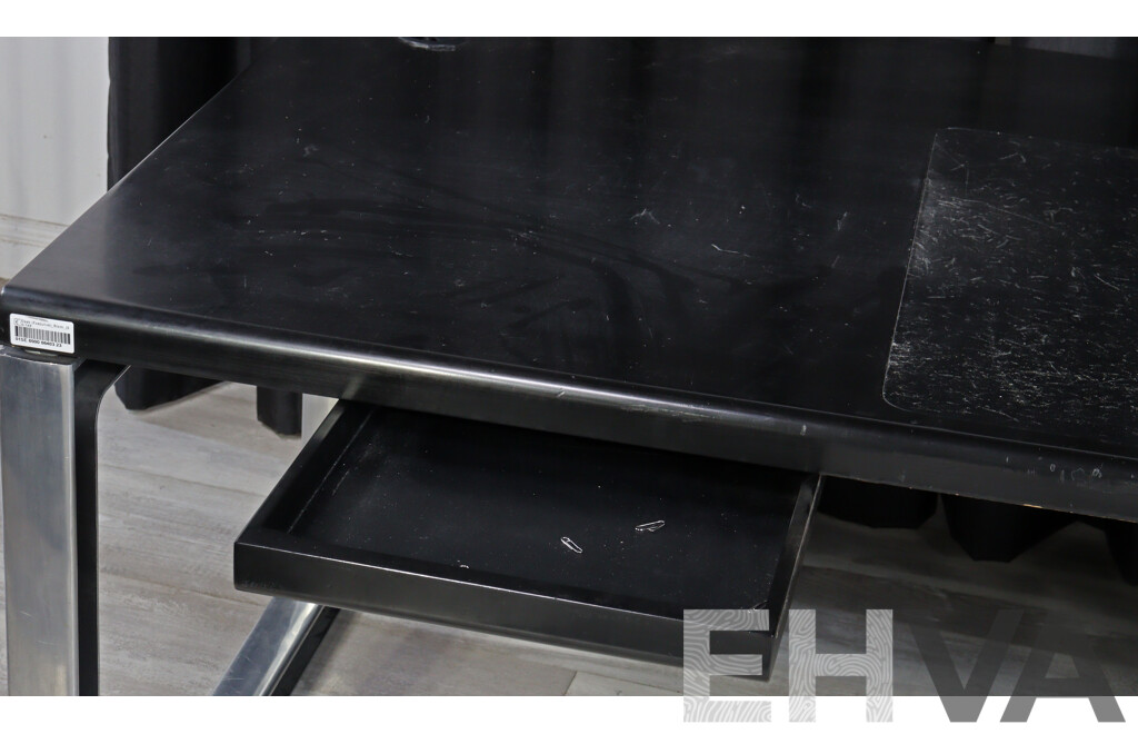 Tecno T333 Desk by Eugenio Gerli - Lot 1609770 | EHVA