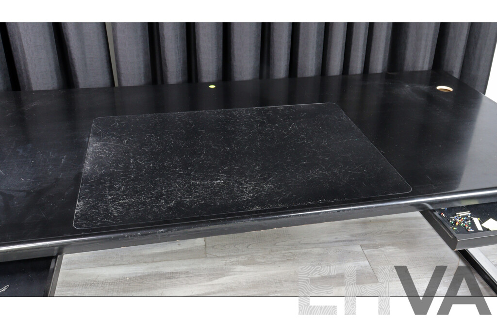 Tecno T333 Desk by Eugenio Gerli - Lot 1609770 | EHVA