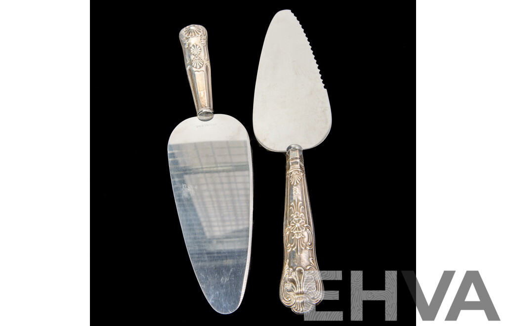 Two Vintage Commemorative Cake - Lot 1603918 | EHVA